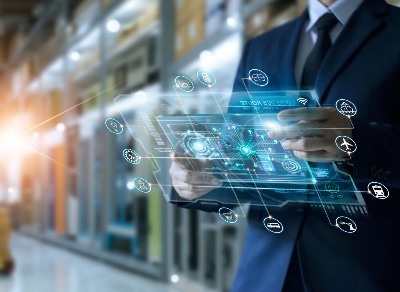 Mobile workstation for warehouses and distribution centers - Use Cases